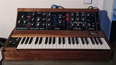Midi Controller Standalone R Synthesizers