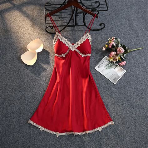 Lisacmvpnel 섹시한 여성 나이트 가운 얇은 실크 레이스 스트랩 가슴 패드 아이스 실크 나이트 드레스nightgowns And Sleepshirts