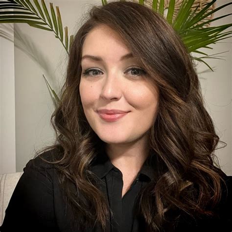 Danielle Snyder Financial Crimes Investigator Keybank Linkedin