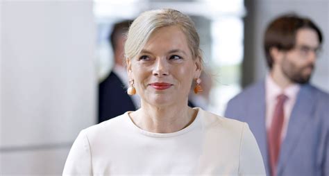 Geht Julia Klöckner Jetzt Zum Sommerfest Der Taz