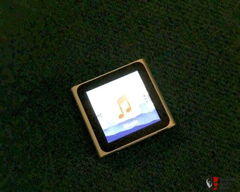 Silver 8gb Ipod Nano Square Ipod Price Shipped Photo 1252751 Canuck Audio Mart