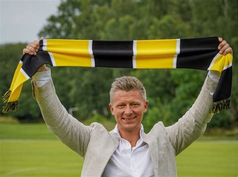 Mikkjal Thomassen í Aik Til 2027 Kringvarp Føroya