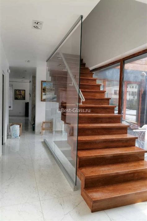 Стеклянные перила для лестниц купить в Москве цена от компании Best Glass