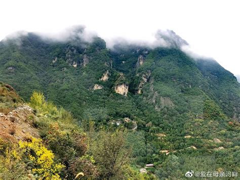 缘分本就稀薄寡淡，多是清尘浊水后会无期。有人看海 有人被爱……