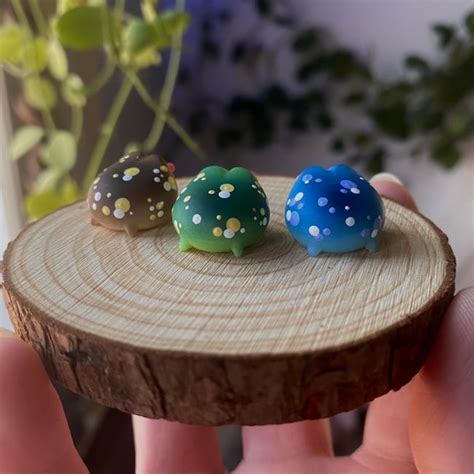 Grumpy Toad Figure Nerdy Little Secrets