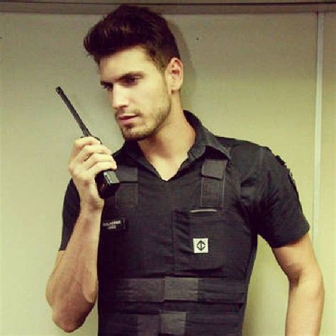 Pictures Of William Leon