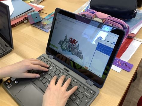 Class Using TinkerCAD Madras Primary School