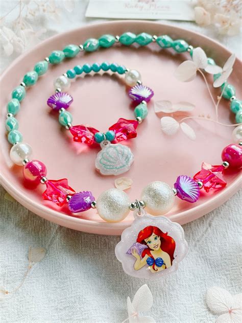 Little Mermaid Jewelry Set Ariel Necklace And Seashell Bracelet Etsy