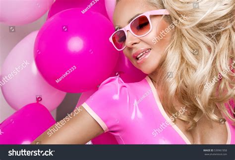 Sexy Fashion Model Pink Latex Costume ภาพสต็อก 539961958 Shutterstock