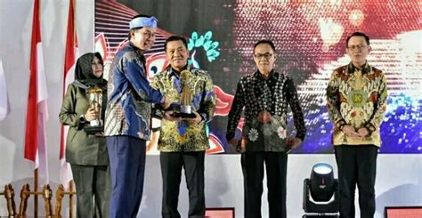 Digitalisasi Ekonomi Daerah Terbaik Pemkab Karawang Raih Penghargaan Dari Bank Indonesia