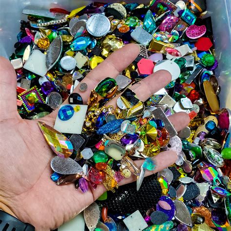 Sale Assorted Mixed Gemstones 150 Grams Hai Trim And Feathers