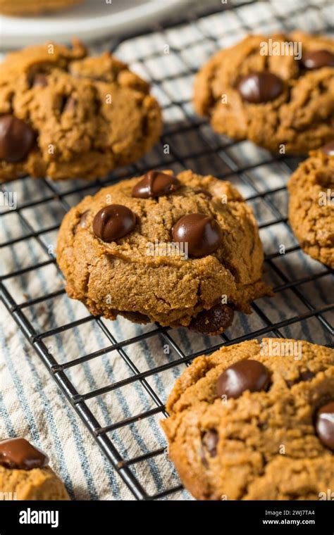 Trendy Five Ingredient Chocolate Chip Cookies With Peanut Butter Stock
