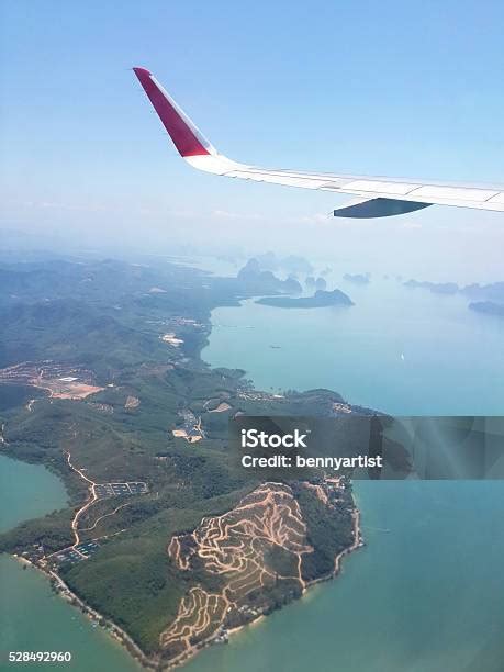 항공편 항공기 날개 위 에서 는 스카이 0명에 대한 스톡 사진 및 기타 이미지 0명 공중 뷰 구름 Istock