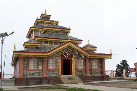 Surkanda Devi Temple In Dhanaulti Stock Image Image Of Landmark Temples 331923381