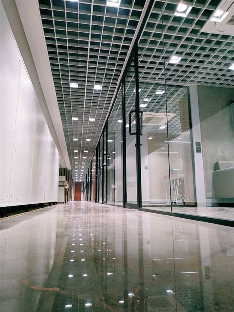 Full Height Partition Qconcept Inc