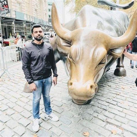 Hemant Rao Raghunath Makes The World Brighter Through Volunteer Efforts