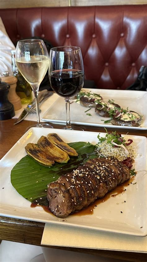 유럽여행 Ep 13 파리에서 쇼핑빈티지샵 아크네 목도리 파리 존맛집 발견 바토무슈 유람선 타기🛍️ 네이버 블로그