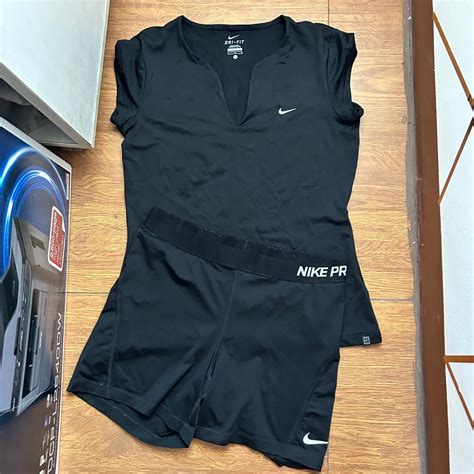 Nike Pro With Nike Top Original Women S Fashion Activewear On Carousell
