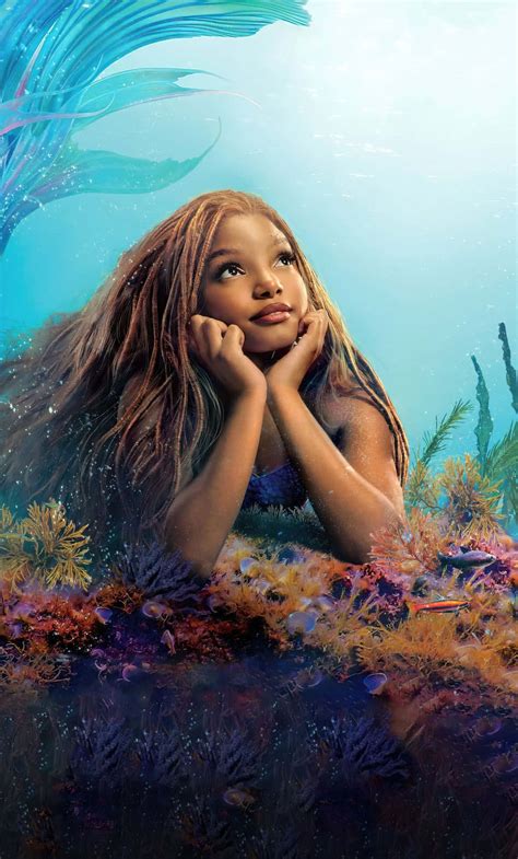 Download Mermaid Dreaming Underwater Wallpaper