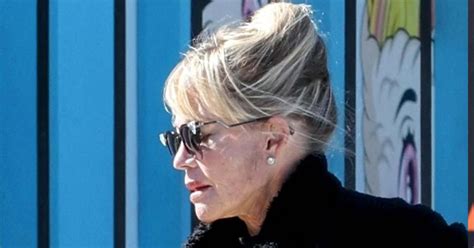 Melanie Griffith S Pals Concerned Cancer Is Back