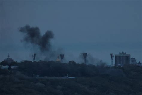 Людський чинник чи технічний збій чому над Києвом довелося збивати «Байрактар