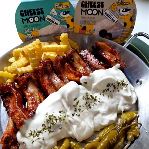 설렘🩷 집밥•레시피•홈쿡•플레이팅•쉬운요리•홈베이킹 협찬 집밥 고기 듬뿍 간짜장밥 해먹었어요~ 요 근래 집에서 짜장을 안 해먹었어요~ 짜장 분말로 짜장밥 하면