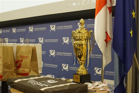 კავკასიის კავკასიის უნივერსიტეტი Caucasus University