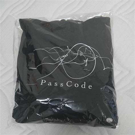 Passcode パーカー Clarity メルカリ