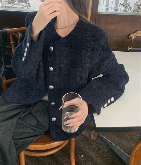 제이플로우 비엘 트위드 오버핏 노카라 자켓