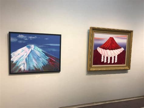 Харүмафүжи Д Бямбадоржийн уран зургийн үзэсгэлэн дэлгэгдлээ