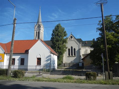 3 értékelés Erről Makó Újvárosi Római Katolikus Templom Szent László Király Templom Templom