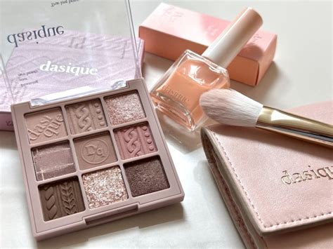 데이지크 섀도우 팔레트 16 바이올렛 니트 브러쉬 세트 시럽 네일 내돈내산 리뷰쿨톤 인생템 섀도우 추천 네이버 블로그