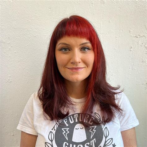 22 Effortlessly Cool Asymmetrical Bangs Looks Mockup Hunt 22 Effortlessly Cool Asymmetrical Bangs Looks Mockup Hunt