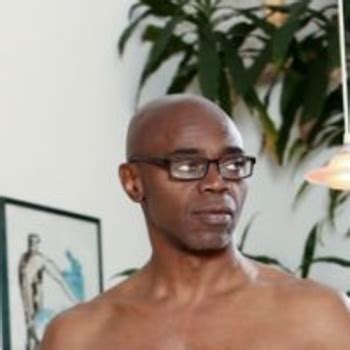 Sean Michaels Has Free Photos And Pictures