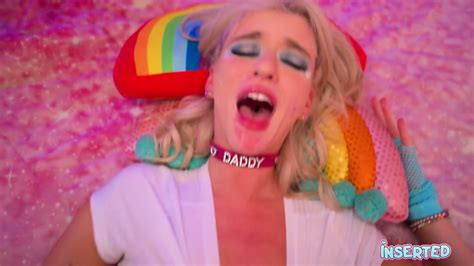 Emma Inserted Eporner