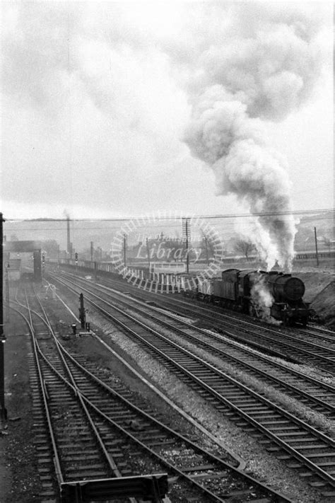 The Transport Library British Railways Steam Locomotive Class Br Austerity Wd Class 8f 2 8 0