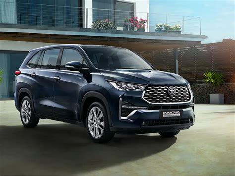 Toyota Hybrid Cars October Waiting Period Reaches Up To 8 Months