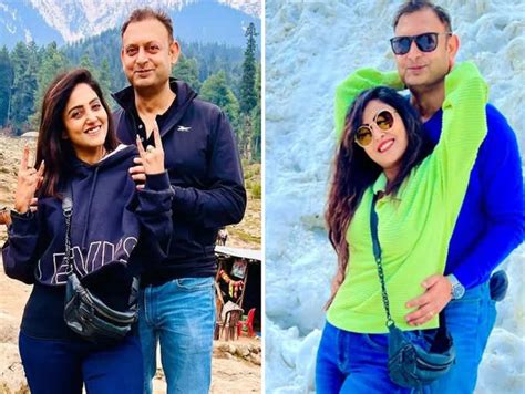 Actress Sreetama Roy Chowdhury And Hubby Enjoy A Holiday Mood Pics