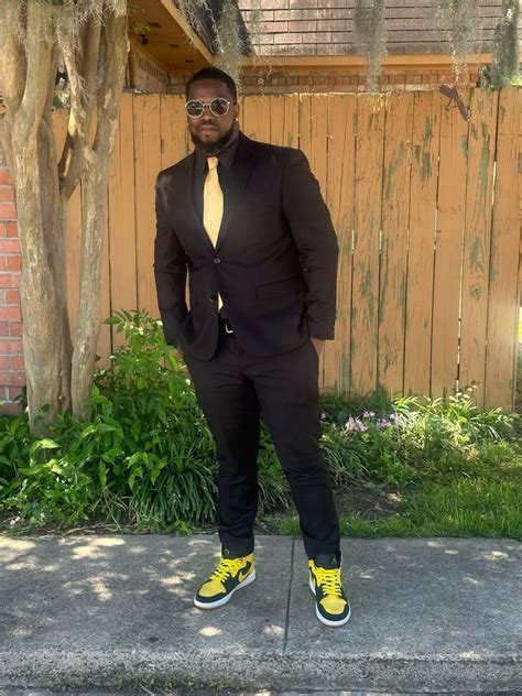 Ezell Ez Smith Jr