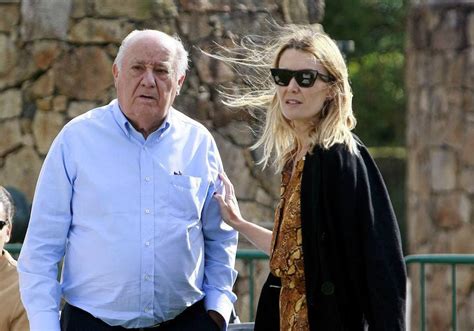 Amancio Ortega Recibe 2200 Millones En Dividendos Y Marta Ortega Cobra