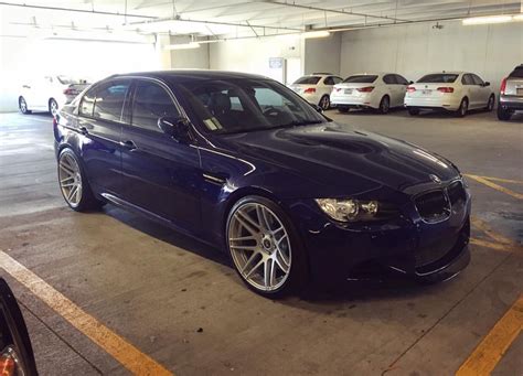 20x10.5 Wheels with 275/30/20 Tires?? Stretched?