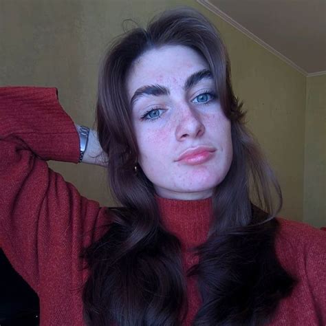 АНГЕЛИНА МУМЛАДЗЕ Mmlang • Threads Say More