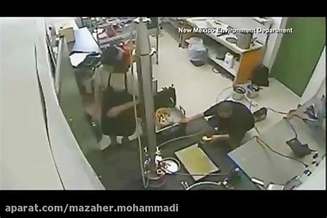 آتش گرفتن ماری جوآنا در داروخانه