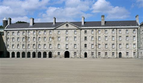 Half Closed And Car Clamped National Museum Of Ireland Decorative
