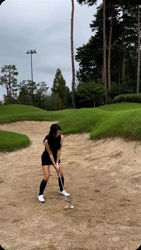 최윤서프로 강남골프레슨 벙커는 가볍게 톡 골프스윙 골프스타그램 골프 레슨문의 골프웨어 Golfswing Golf 아이언스윙 골프패션 골린이