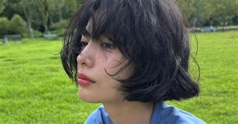 나나 몸매도 스타일도 워너비…끝도 없이 긴 다리