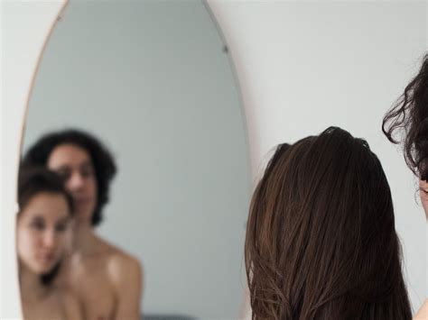 Keintiman Di Ranjang Dimulai Dari Hal Hal Ini GenPI Co