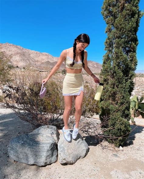 Charli Damelio Madi Charli D Amelio Bikinis Charli Damelio Photos