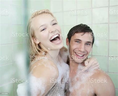 11 Fun Filled Things To Do With Your Girlfriend In The Shower