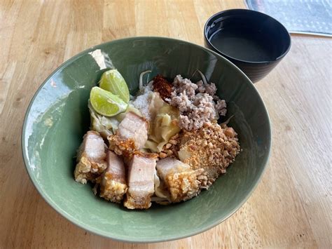 รูป เฮียจู๋ ก๋วยเตี๋ยวต้มยำหมูบะช่อ ลาดพร้าว71 ลาดพร้าว